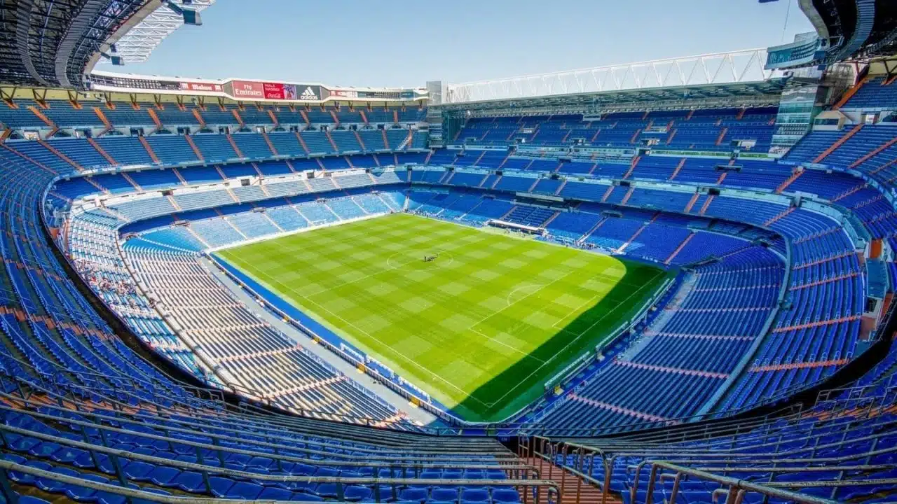 Real Madrid New Stadium Santiago Bernabeu Renovation Cost, Update ...