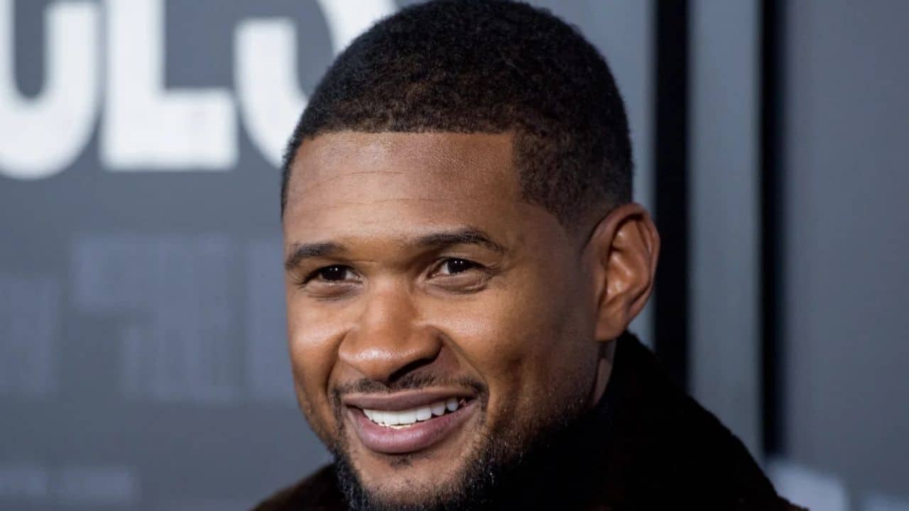 Was Louisa Melcher Really The Roller Skater Who Fell Off NFL Super Bowl ...