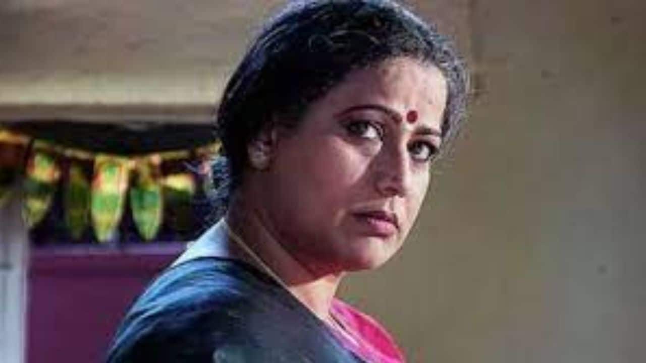 Mona Ambegaonkar Deranged And Abhorrent Tweet Thread Goes Viral On ...