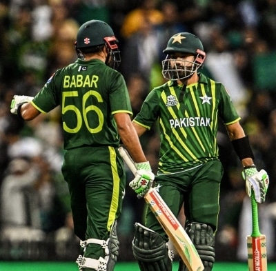 T20 World Cup: Rizwan, Babar Lead Pakistan To Final With Win Over New ...