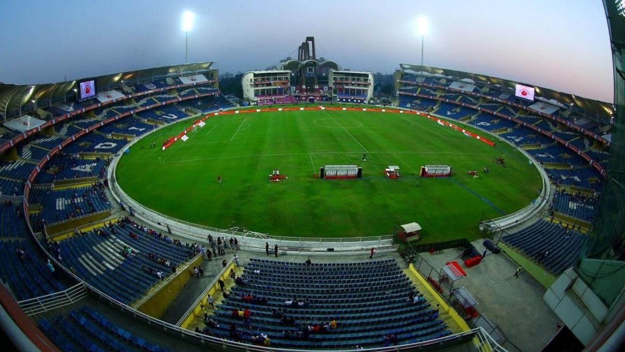 DY Patil Stadium Navi Mumbai Concert Capacity, Seating Plan Layout ...