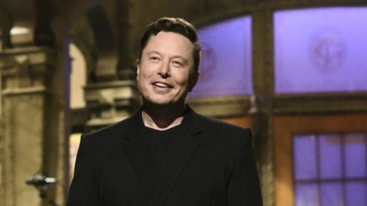 Who Is Videographer Paul Hyon Kim Who Set Fire To Tesla Cars In Las ...