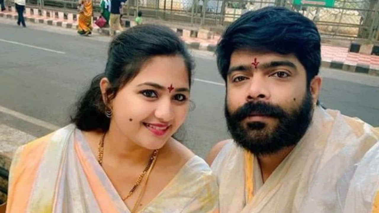 Singer LV Revanth Biography, Age, Height, Full Name, Family, Wife ...