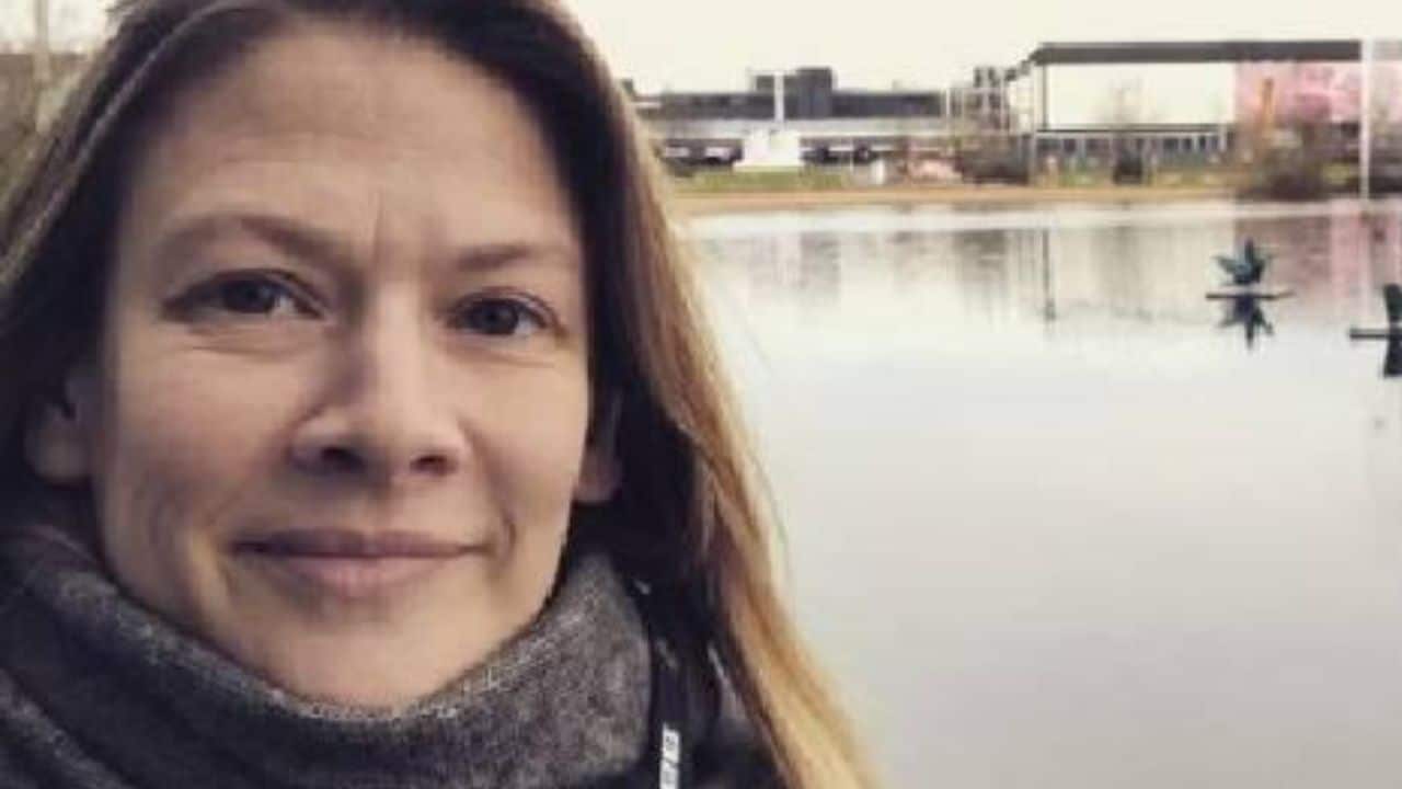 Who Is Jennie Gow F1 BBC Presenter, Her Age, Husband, Net Worth ...