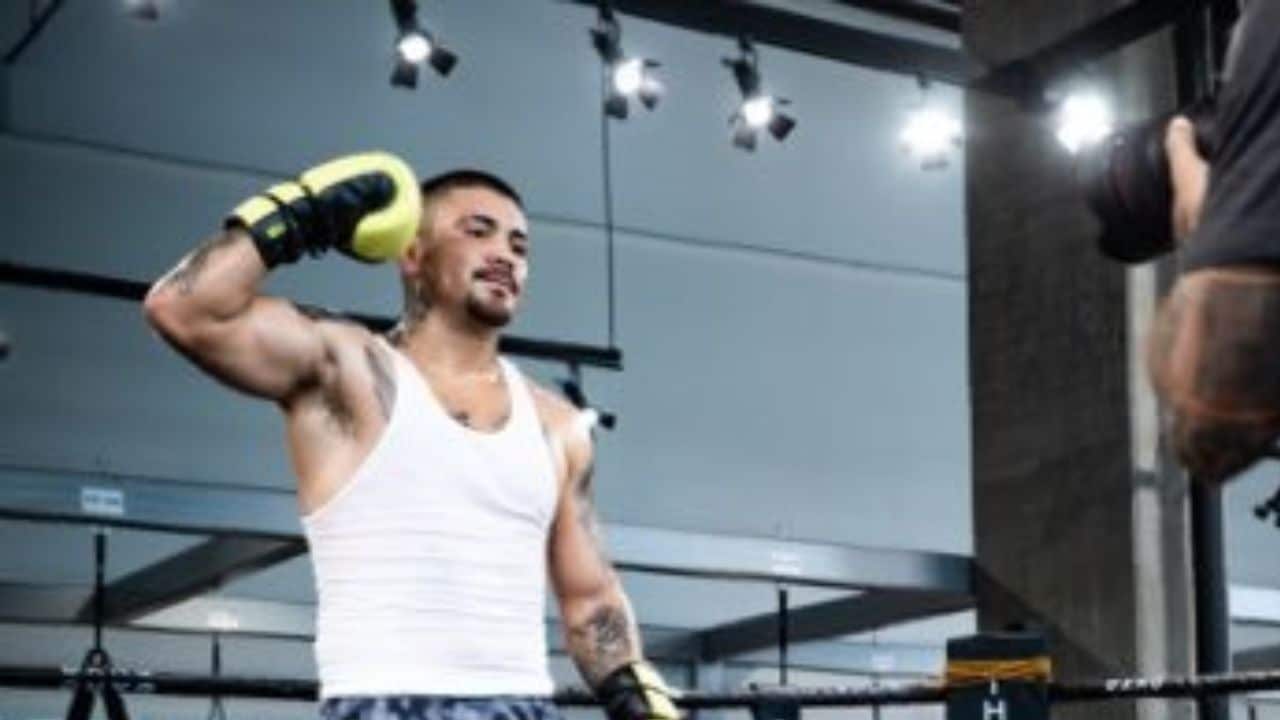 Who Is Boxer Joseph JoJo Diaz Jr, Age, Height, Wife, Fight Record, Net ...